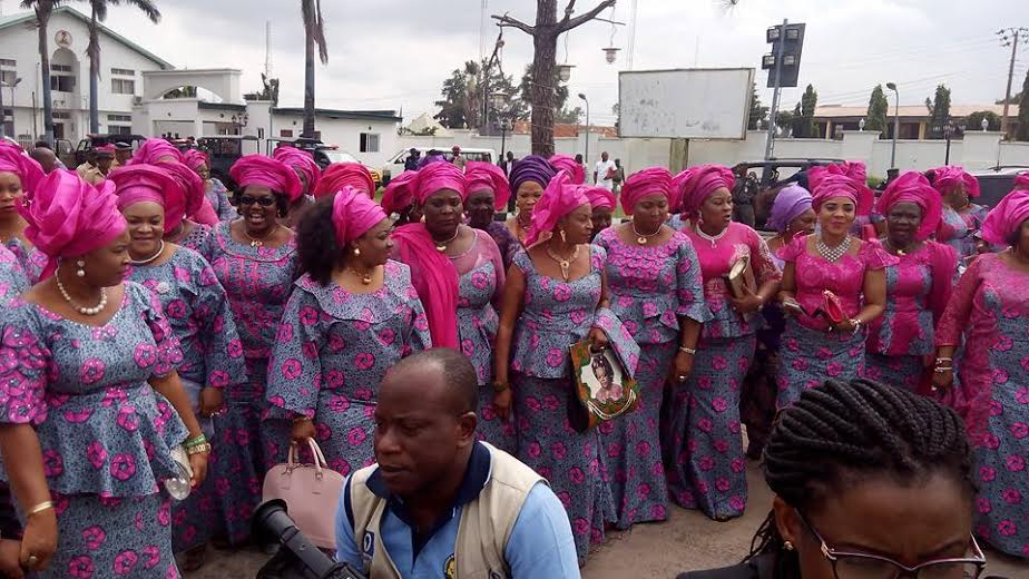 Photos: Mrs Dolapo Osinbajo arrives Imo State for the graduation ...