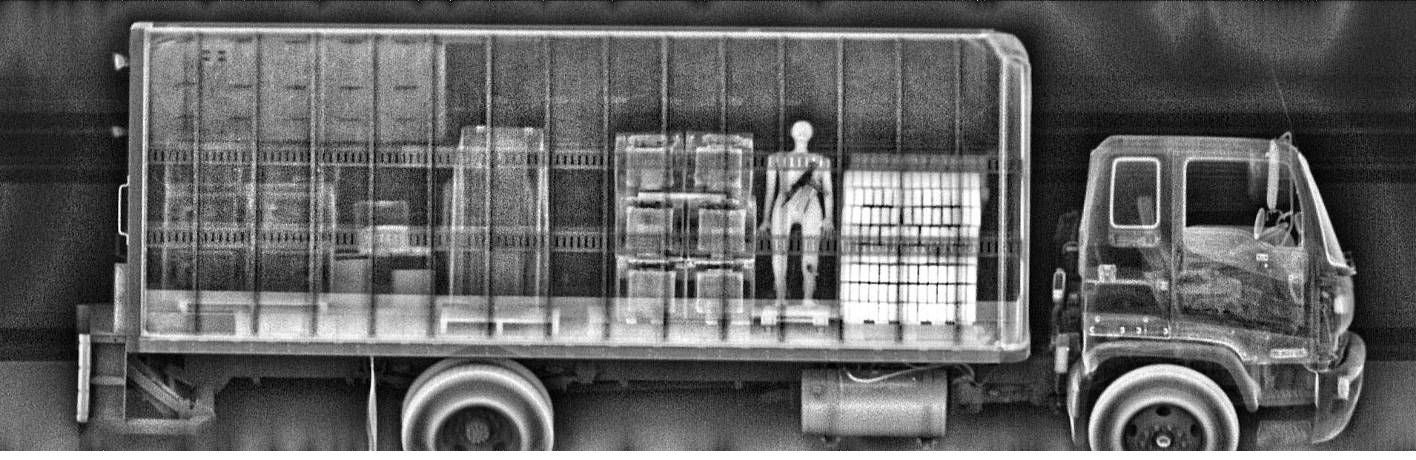 25k: One Gov't Owned: 2007 Mack XRay Scanning Truck - DailyTurismo