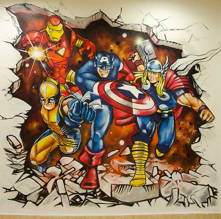 Berok Graffiti mural profesional en Barcelona: Marvel comics graffiti