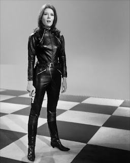 Slice of Cheesecake: Diana Rigg, pictorial