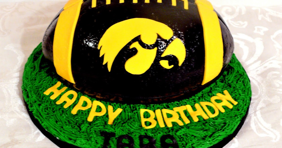 Katy's Kitchen: Iowa Hawkeyes Football Cake