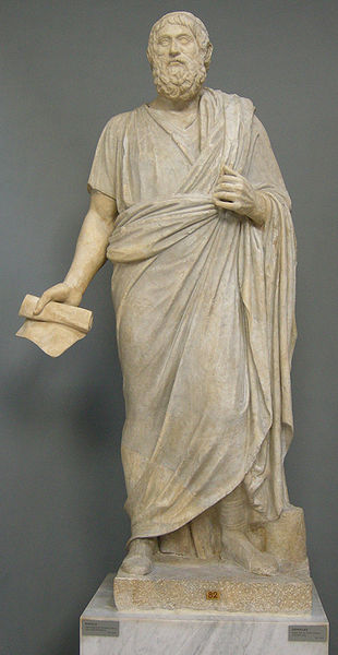 Vértices: Sófocles y su leyenda de Antígona.