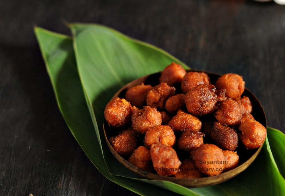 Taler bora or Ripe Toddy Palm fritters - A Homemaker's Diary