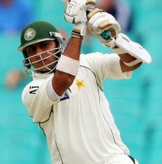Faisal Iqbal completes 10,000 First-Class career runs | TheSportsNext.com