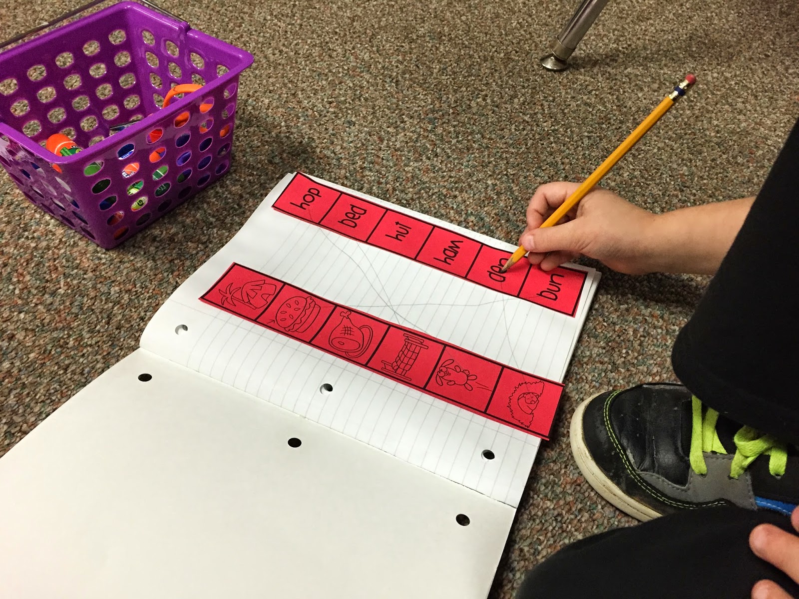 Firstie Favorites: Interactive Notebooks for Guided Reading