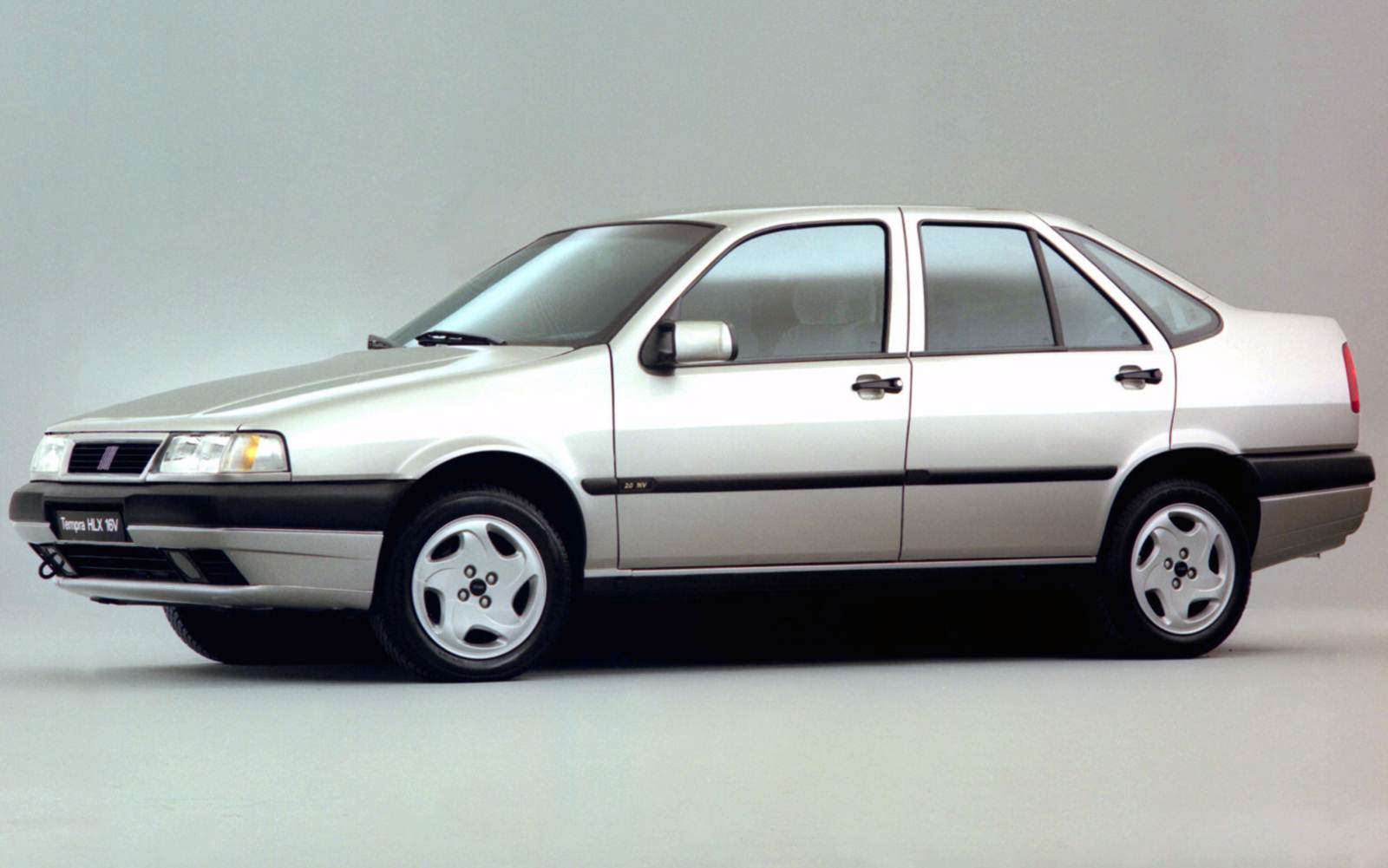 Sedãs médios da Fiat: do Tempra ao Linea, algum sucesso e muitos fracassos