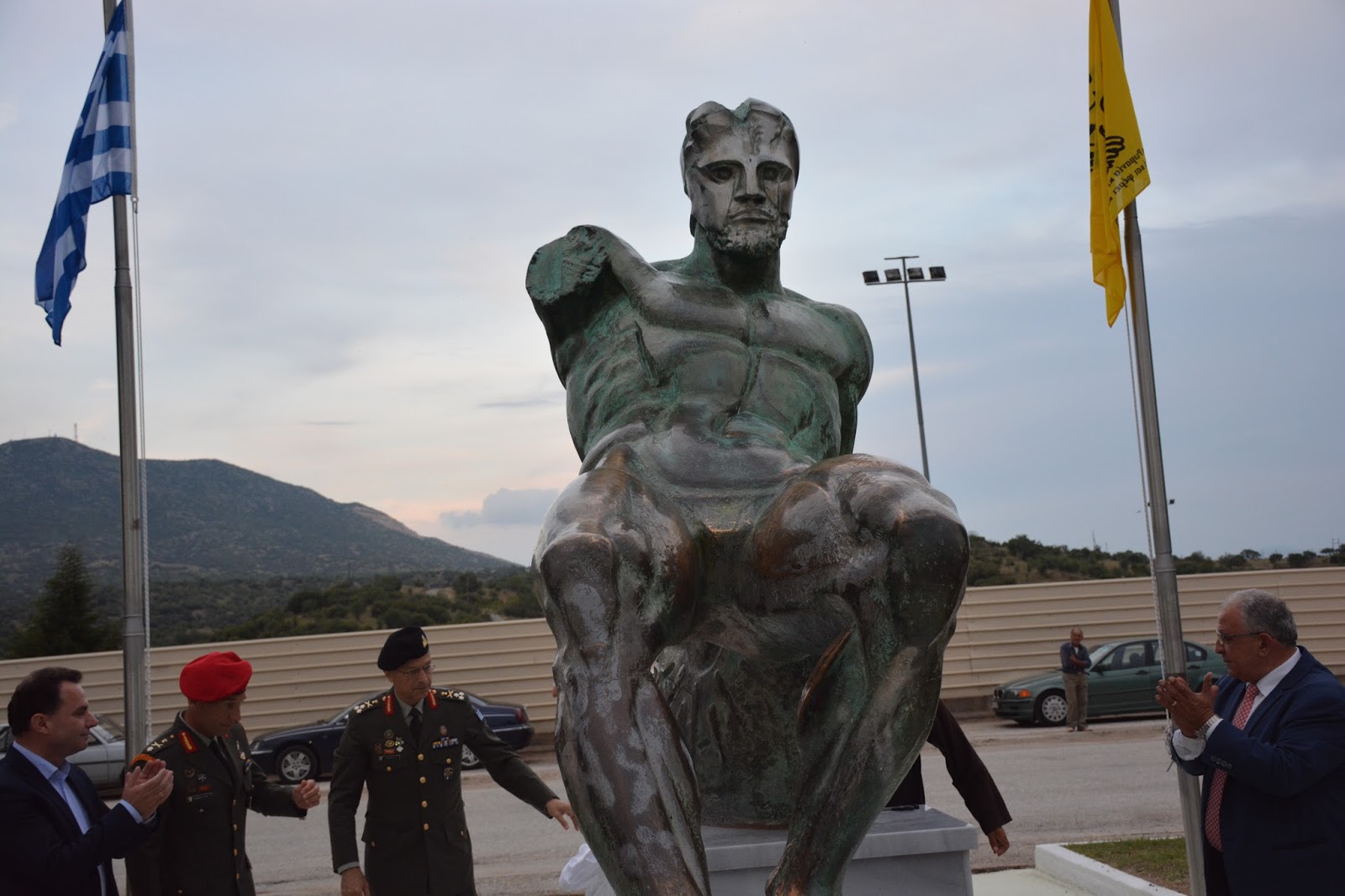 Αποκαλυπτήρια του "Έλληνα Πολεμιστή του Πόντου" στη Νέα Σάντα