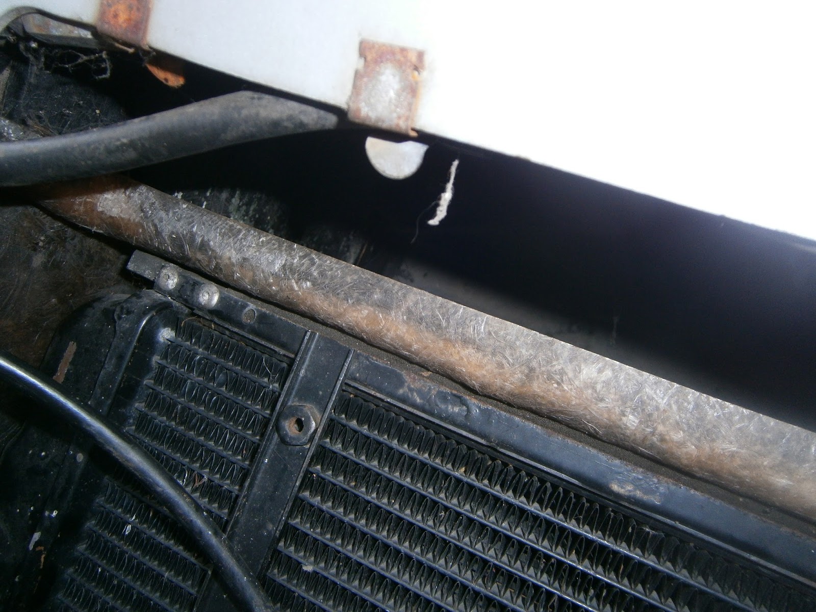 Lotus Excel Restoration: Removing the radiator, PAS pump and oil cooler