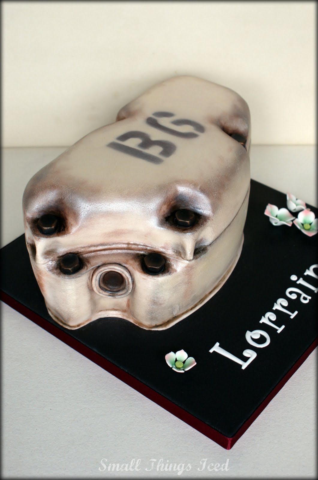 Small Things Iced: Diesel Cylinder Head Cake