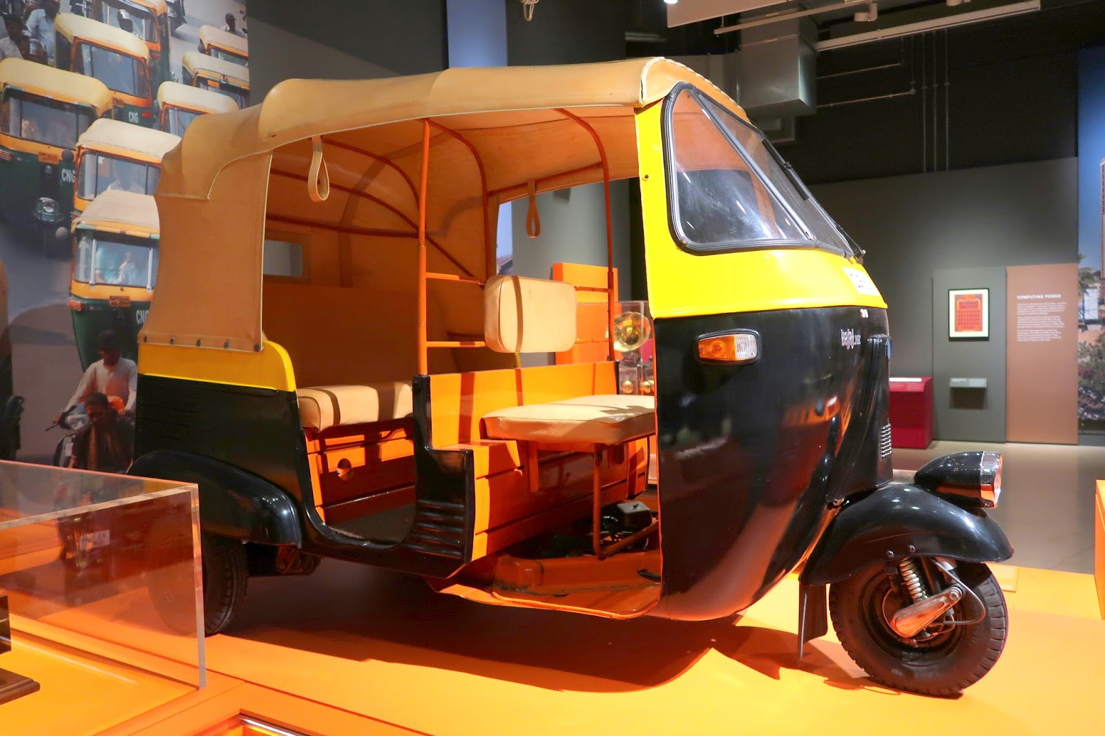 Straining over the blog..... More Tales from an Urbane Flâneur: Indian ...