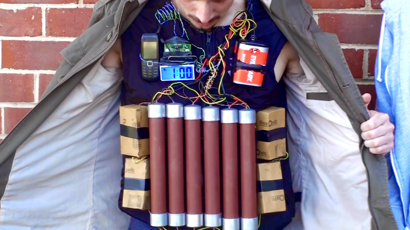 GUGUNEWS: NO AFEGANISTÃO, DUPLO ATAQUE A BOMBA MATA 25 PESSOAS; 6 SÃO ...