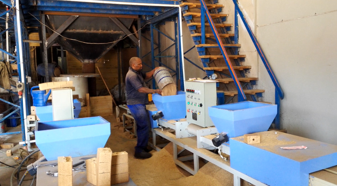 Installation of Pallet Block Production line(1)