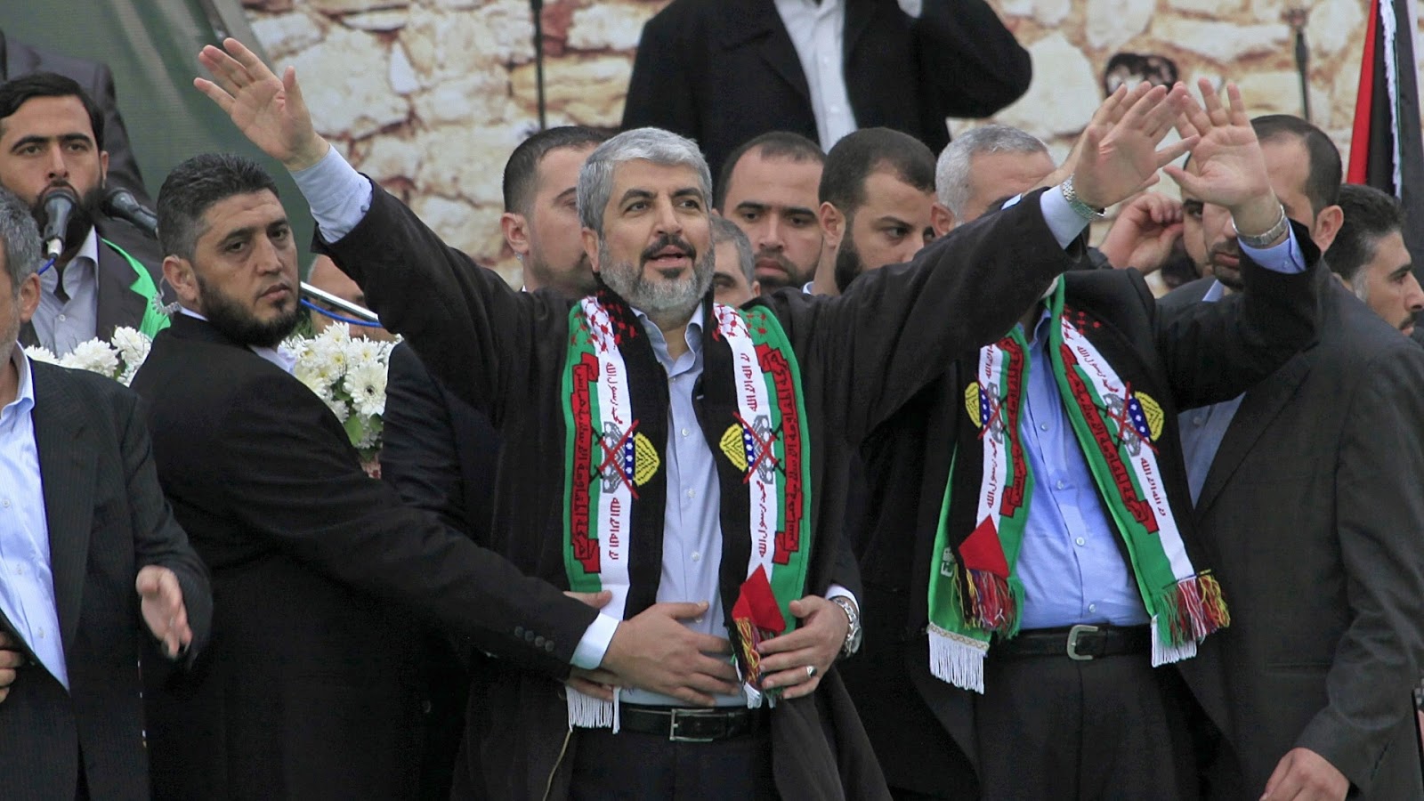 O Informante: Reeleição de Khaled Meshaal reforça sua influência sobre ...