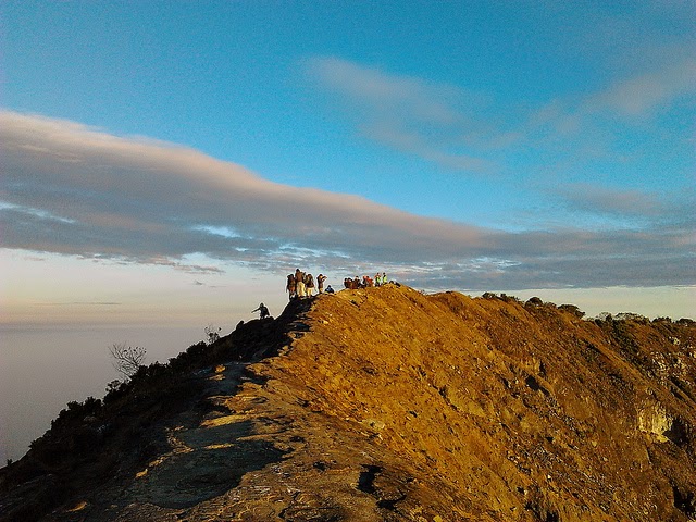 INFO GUNUNG CIREMAI: UNDANGAN PENDAKIAN GUNUNG CIREMAI ~ Info Gunung