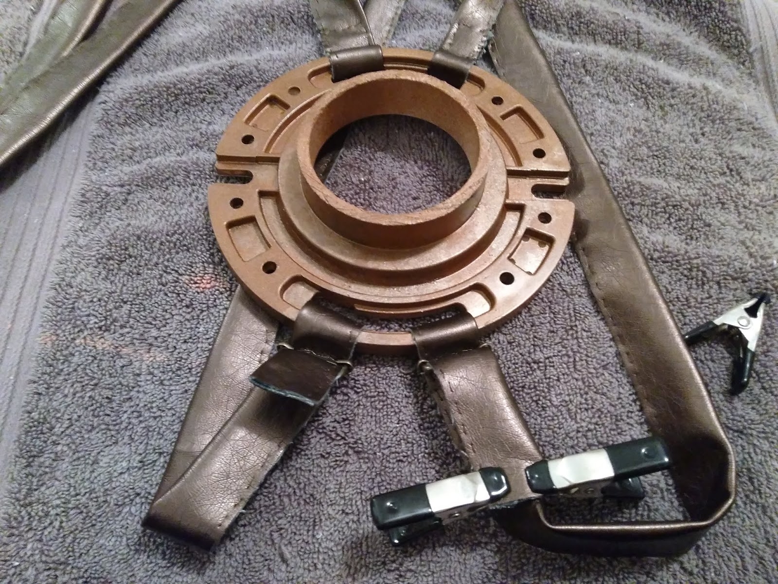 How to make a steampunk harness