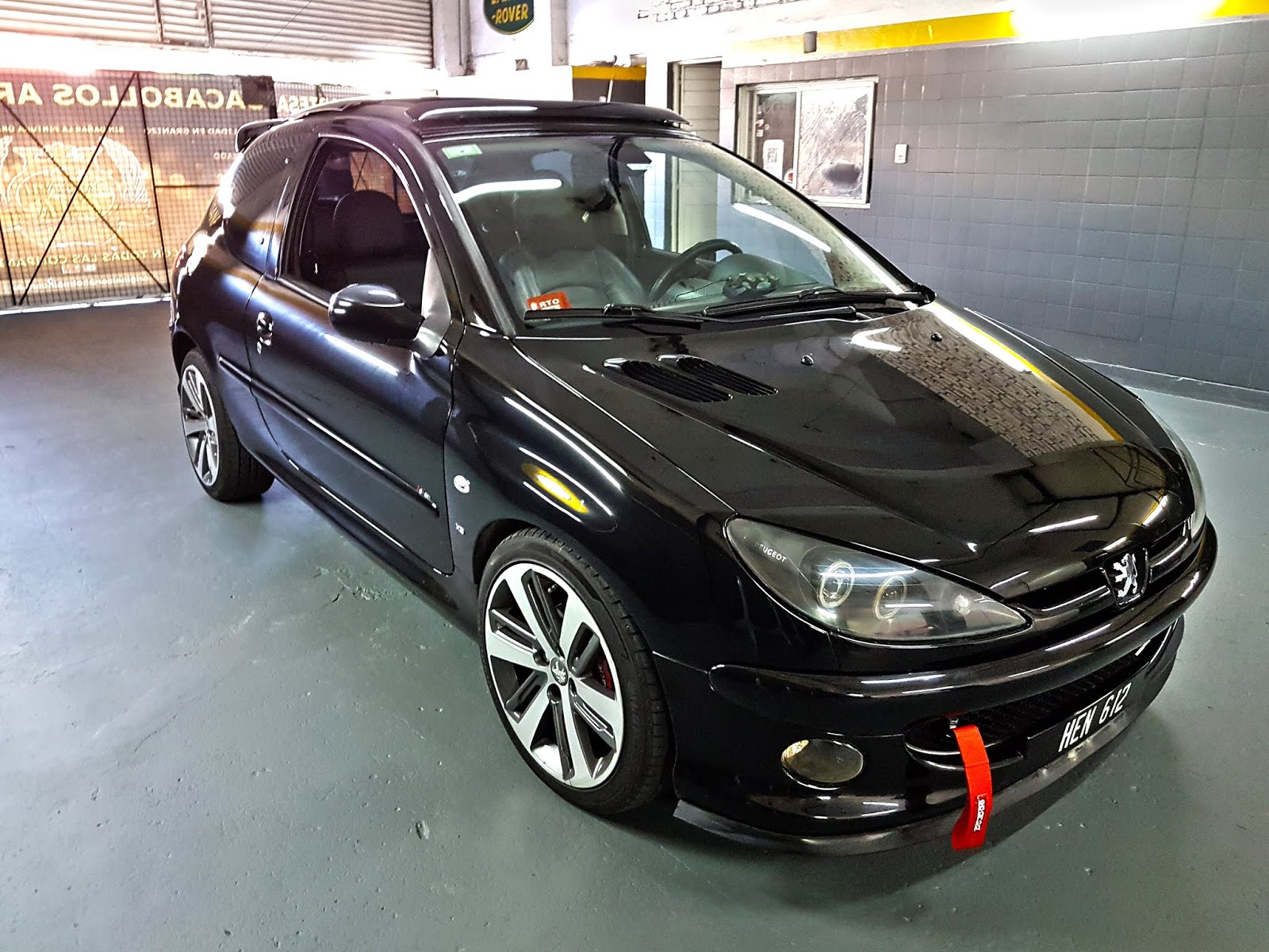 Control sobre Peugeot 206 XS Premium con tratamiento cerámico ...