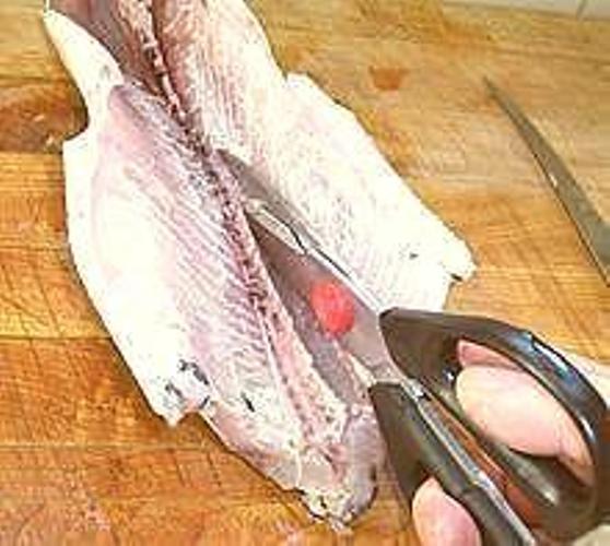 How to Fillet Milkfish Like an Expert | Indonesia Milkfish Factory, How ...