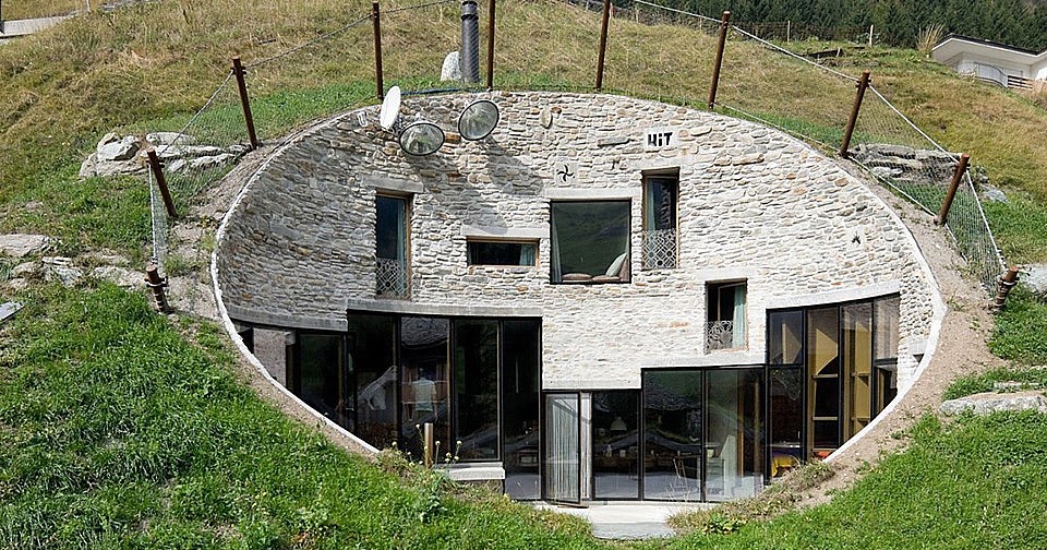 Art Now and Then: Cave Architecture