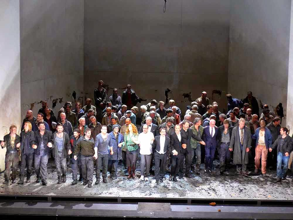 Welt der Oper neu auf http://www.oper-aktuell.info Welt der Oper neu auf http://www.oper-aktuell.info