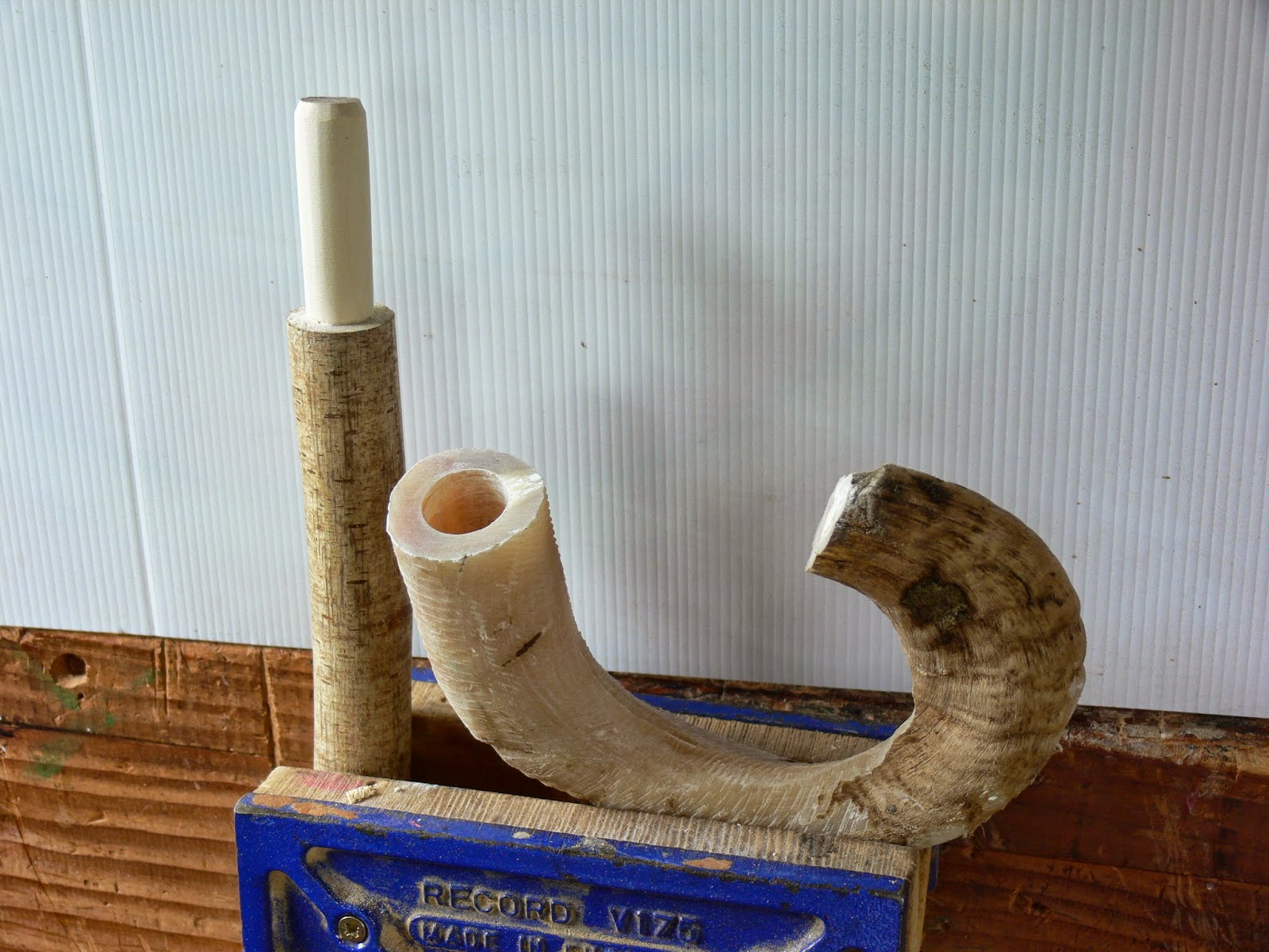 Woolshed 1: Shepherd's Crook. How to make a horn-headed crook