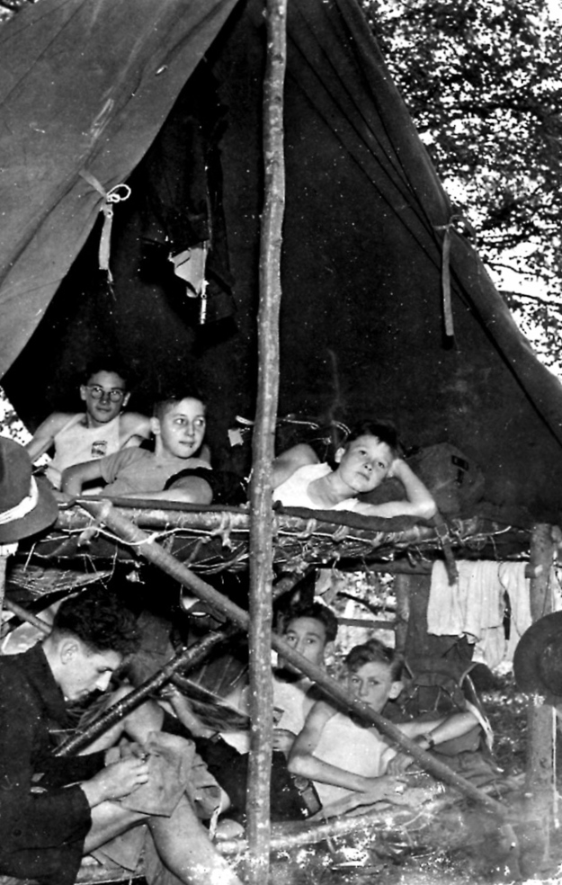 Argot Scout: MANSON Photographe