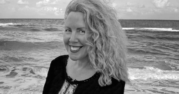 DENISE DUHAMEL E SUA POESIA CRÍTICA E SATÍRICA | Ars Poetica et Humanitas