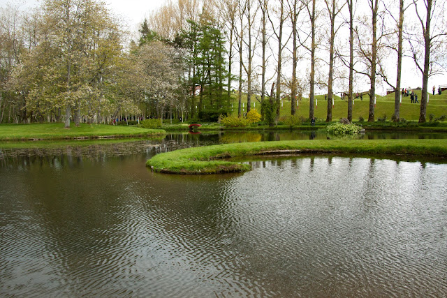 Peach and Thistle: The Garden of Cosmic Speculation, at Portrack House ...