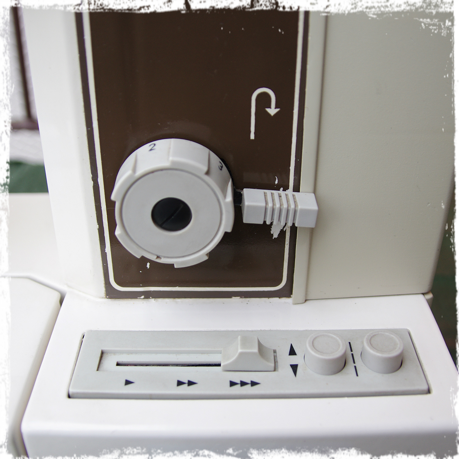 Co tvořím?: Můj šicí stroj Veritas Famula