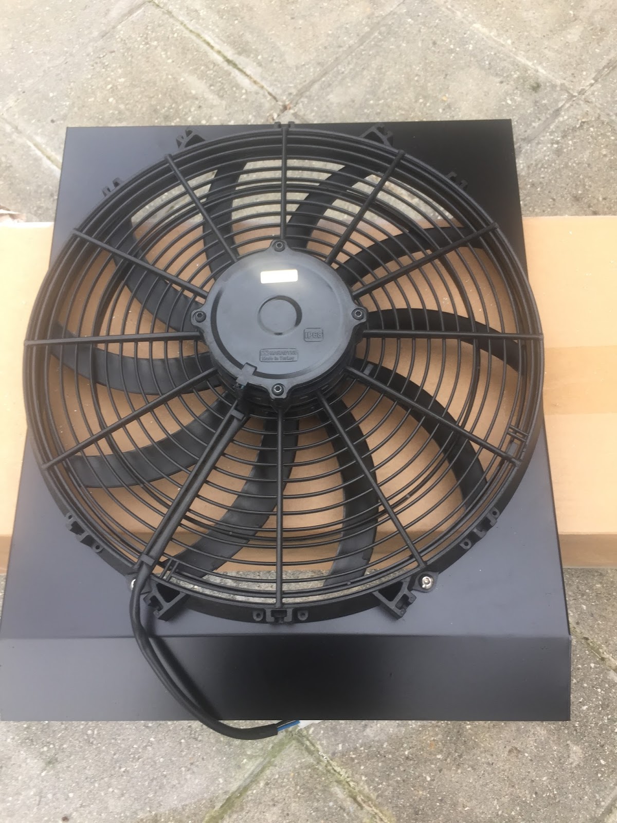 '33 Hot Rod: Fan Shroud & Coolant Overflow Tank