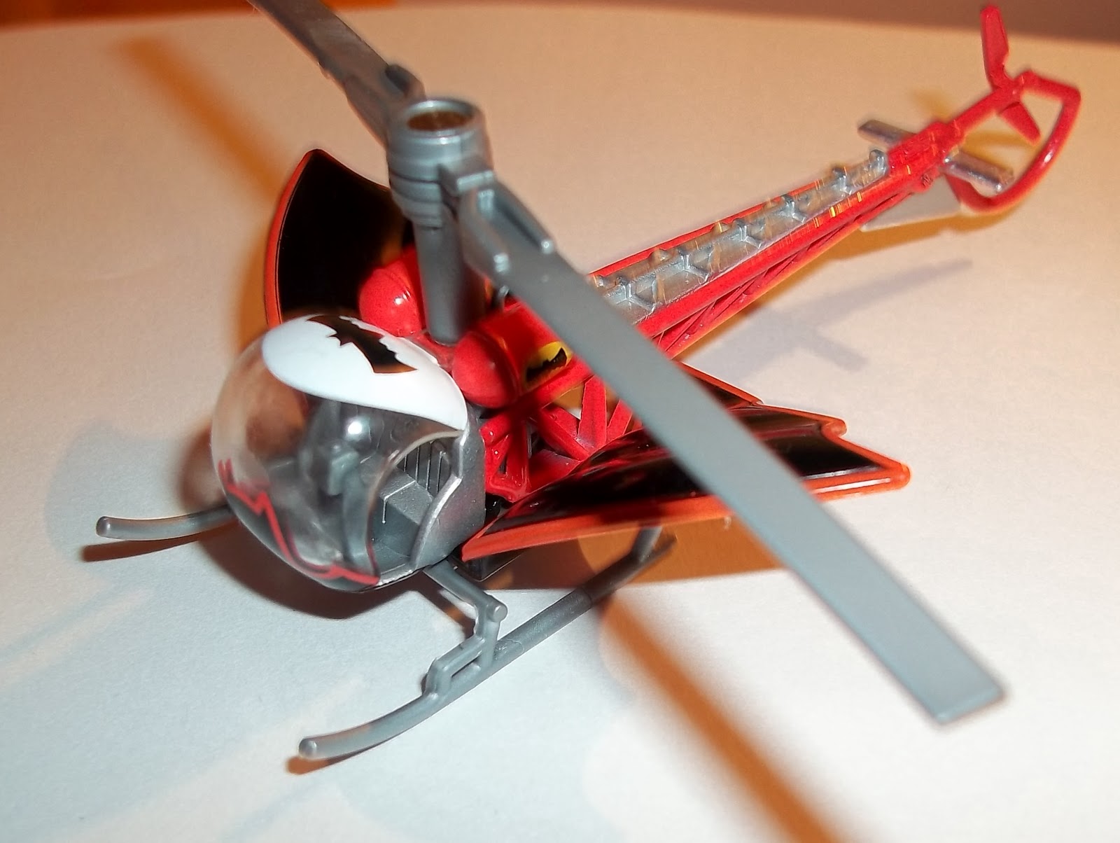 Batcopter, mas imagenes para disfrutar de la replica a escala