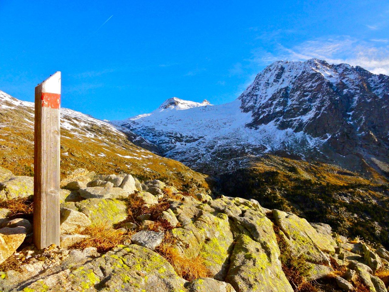 HECTOR ABAD: PICO POSETS, 3375m, 2000m+, 26-11-2011