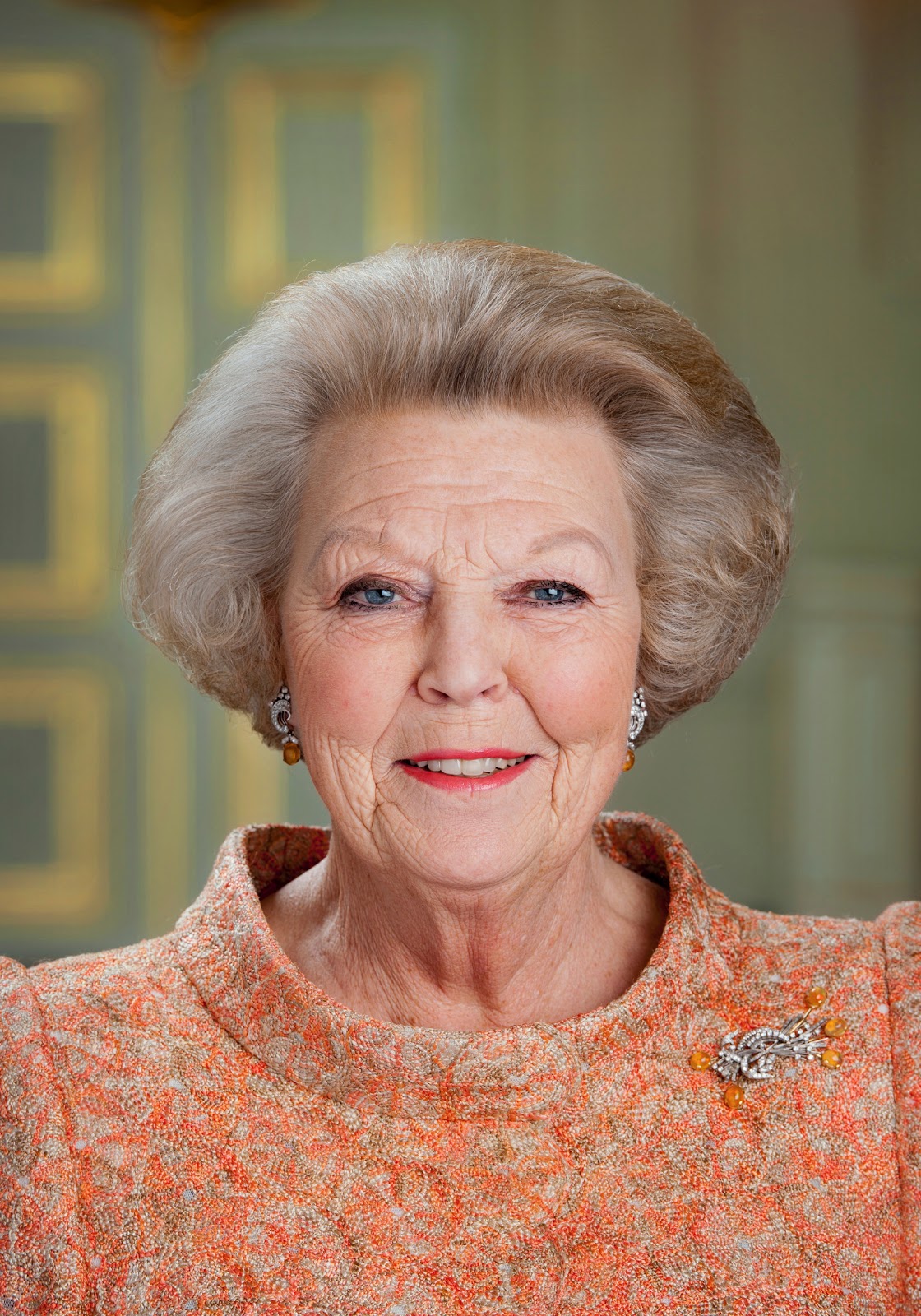 Marie Poutine's Jewels & Royals: May 2013