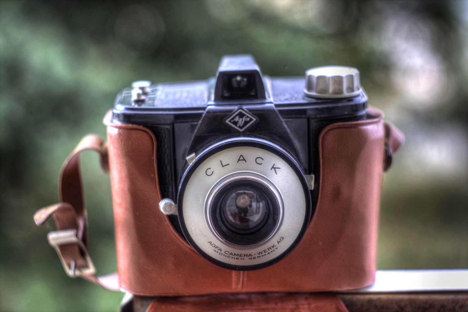 Old camera collection: Agfa Clack, a classic snapshot camera.