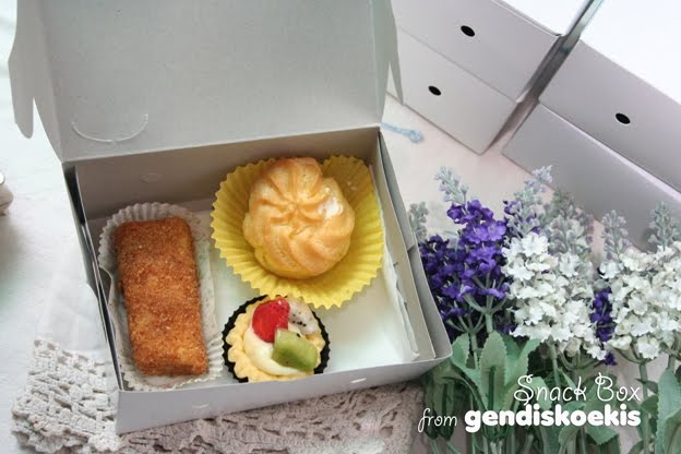 Snack box Surabaya