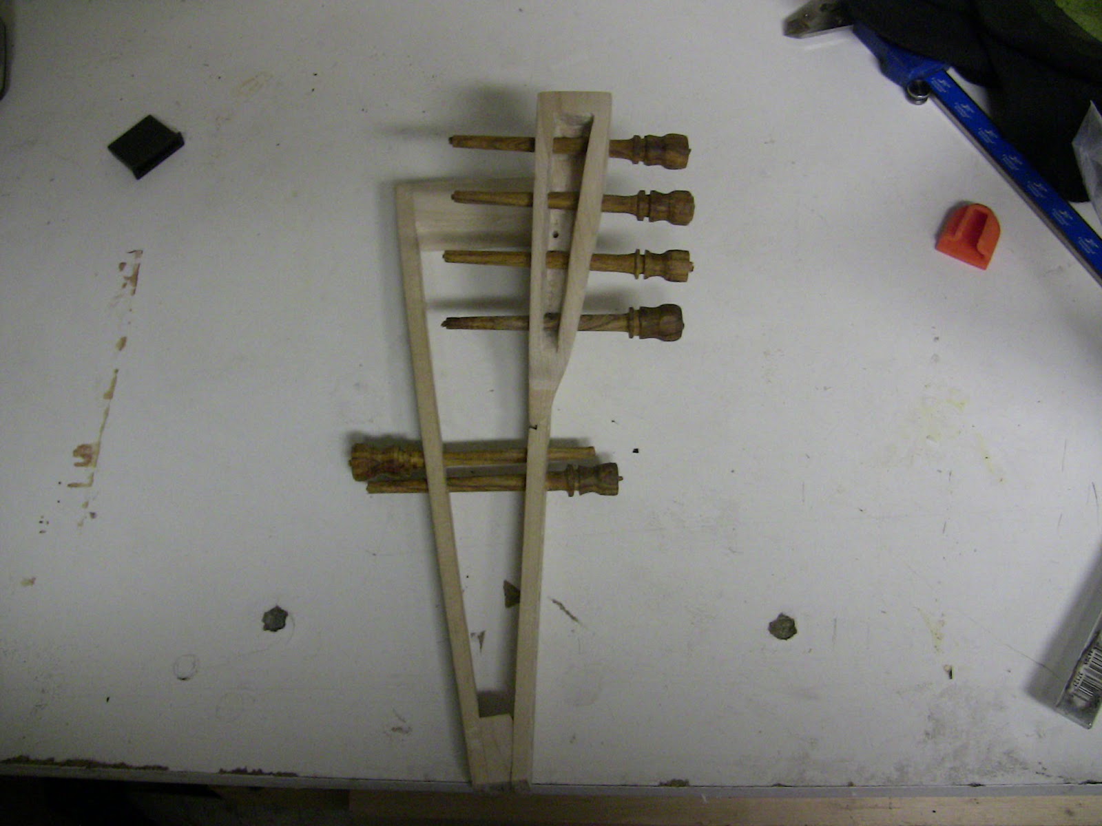 Building a Baroque 13-course lute: Creating the pegbox and bass rider