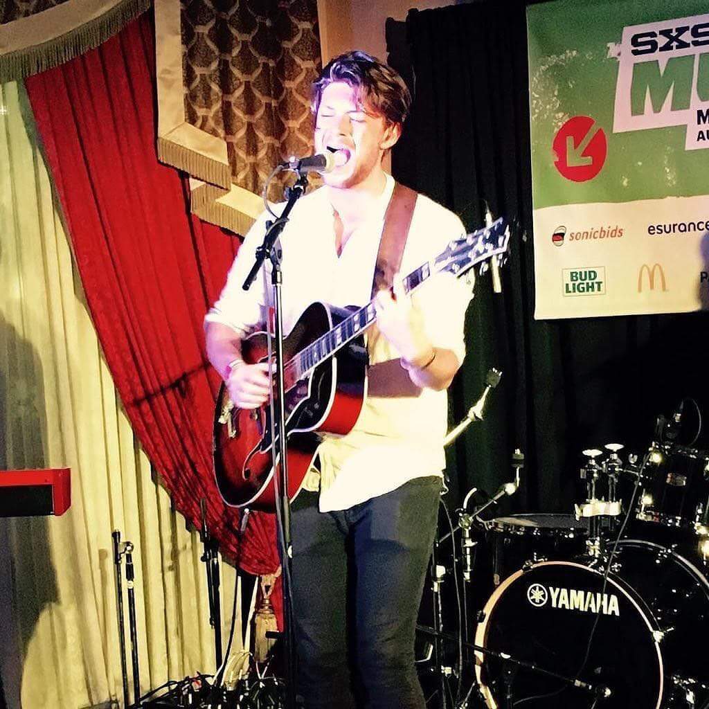 LITTLE INDIE : Listen :: Matt Woods will break your heart with his ...