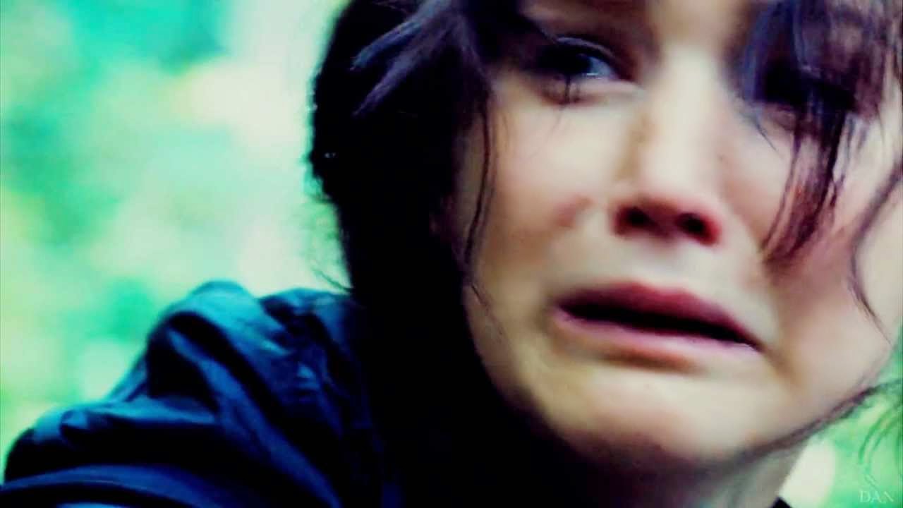 Katniss Everdeen Vs Tris Prior Yearsdvdrip movies - guninternet