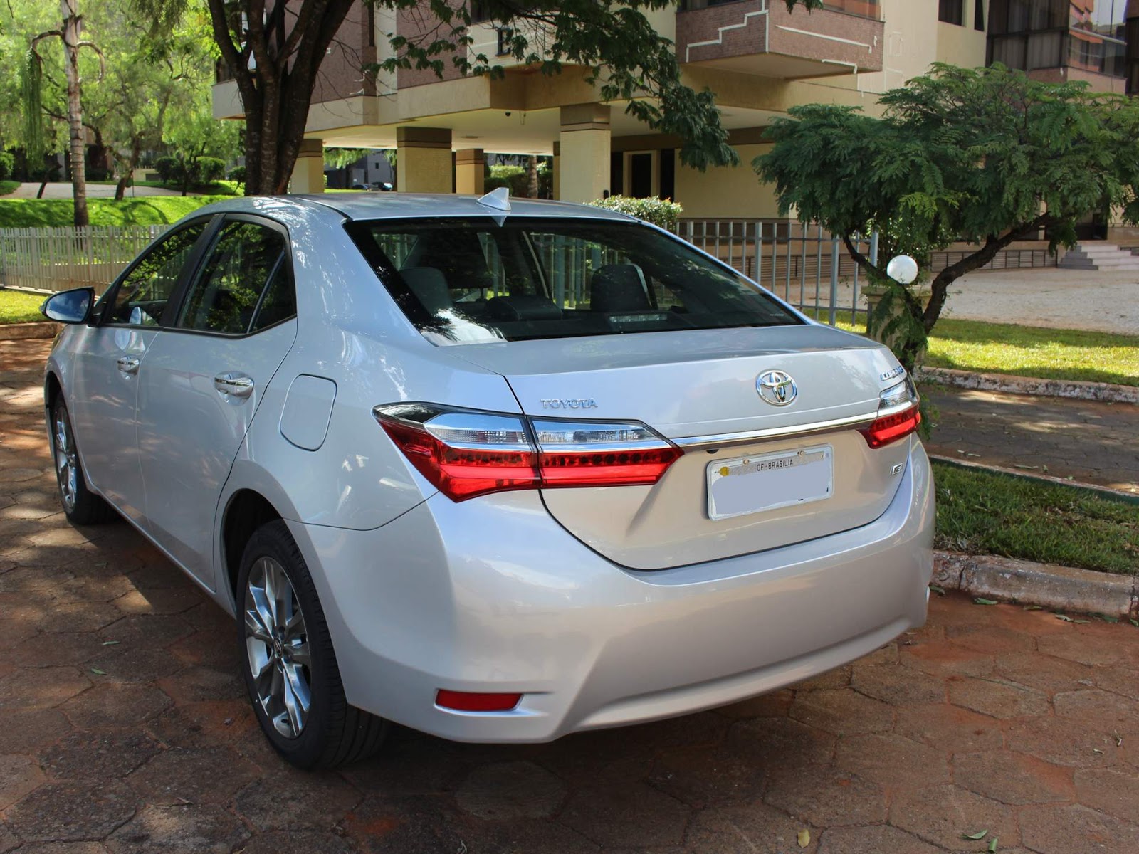 Toyota Corolla XEi 2018: preço, consumo - vídeo-avaliação