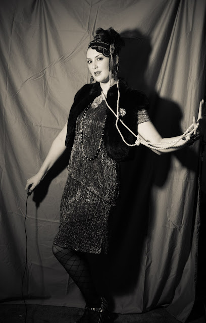 Delicious Reads: Flappers, Shebas, and Dames "The Diviners" {by Libba ...