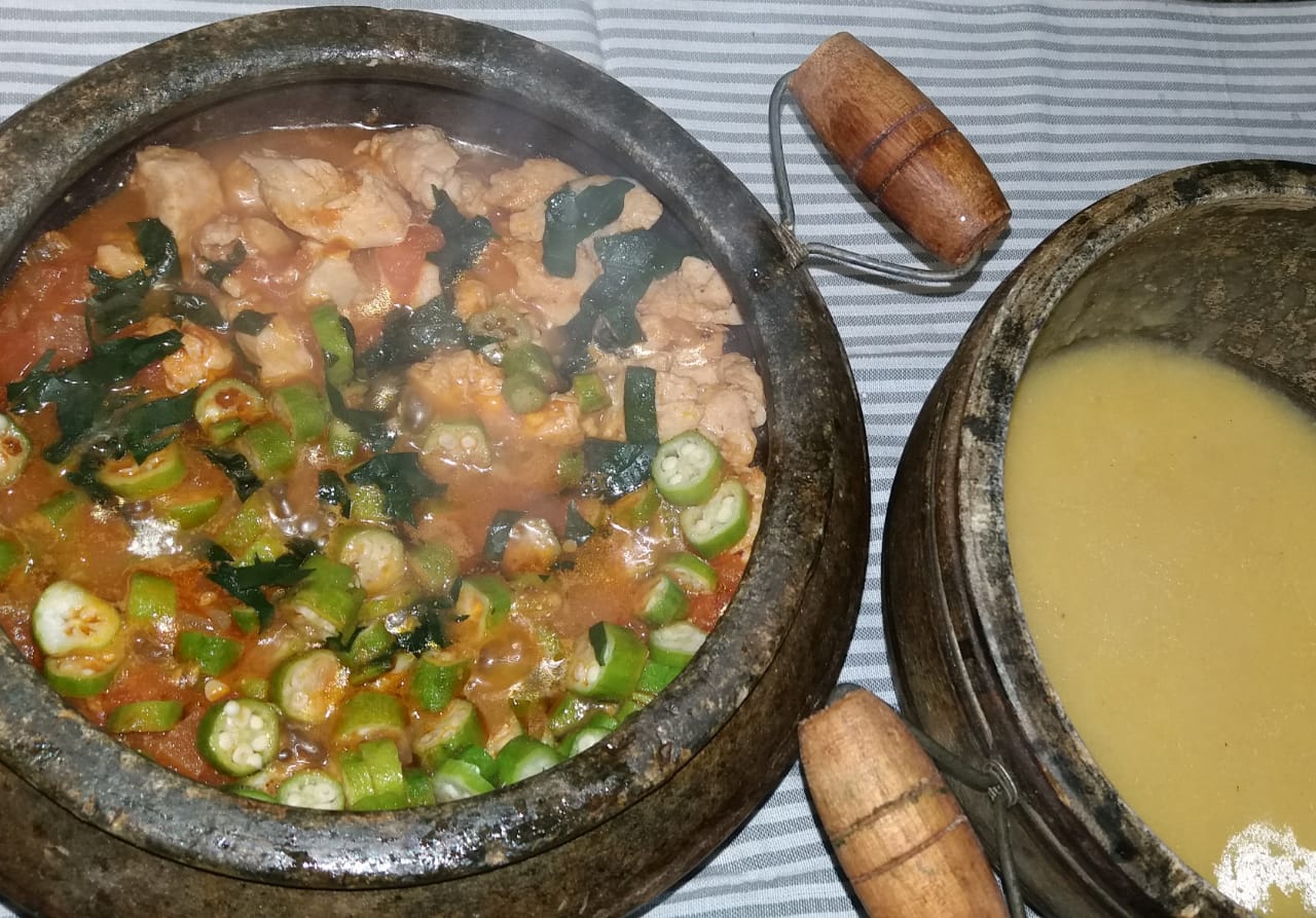 Frango com Quiabo, Ora-pro-nobis e Angu