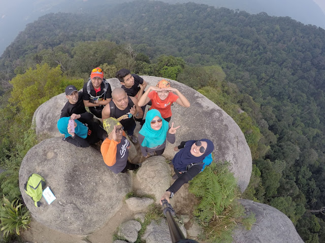 Hiking Gunung Datuk!
