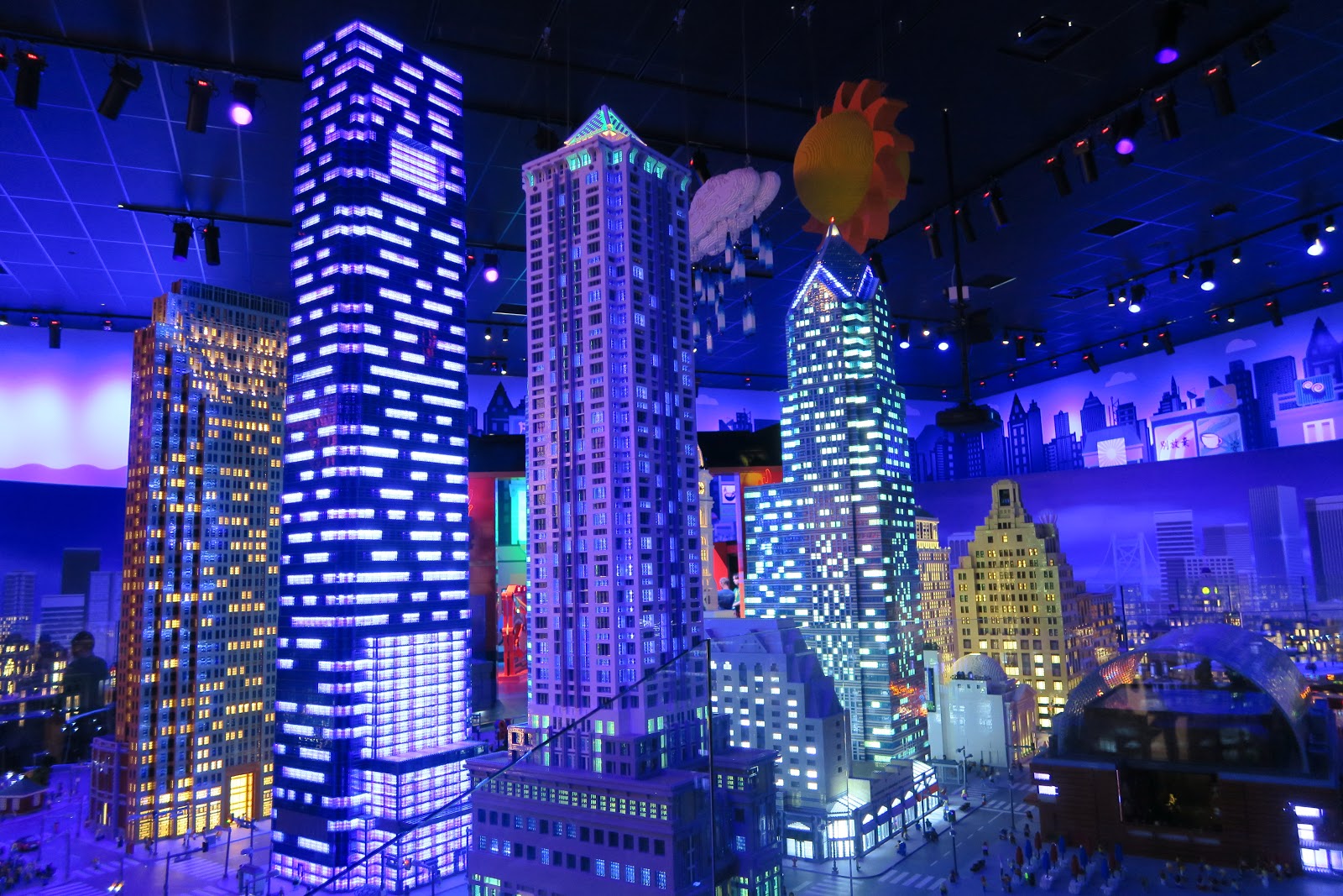 Trip to LEGOLAND Discovery Center Philadelphia + GIveaway | NESHEAHOLIC