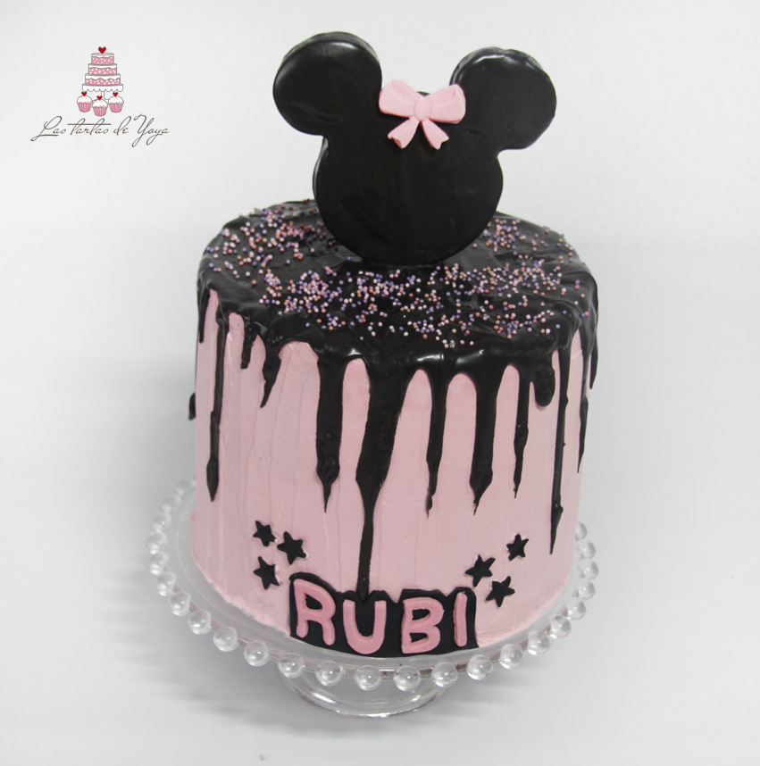 Las tartas de Yoya: Drip cake de Minnie, para el 28 cumple de Rubí