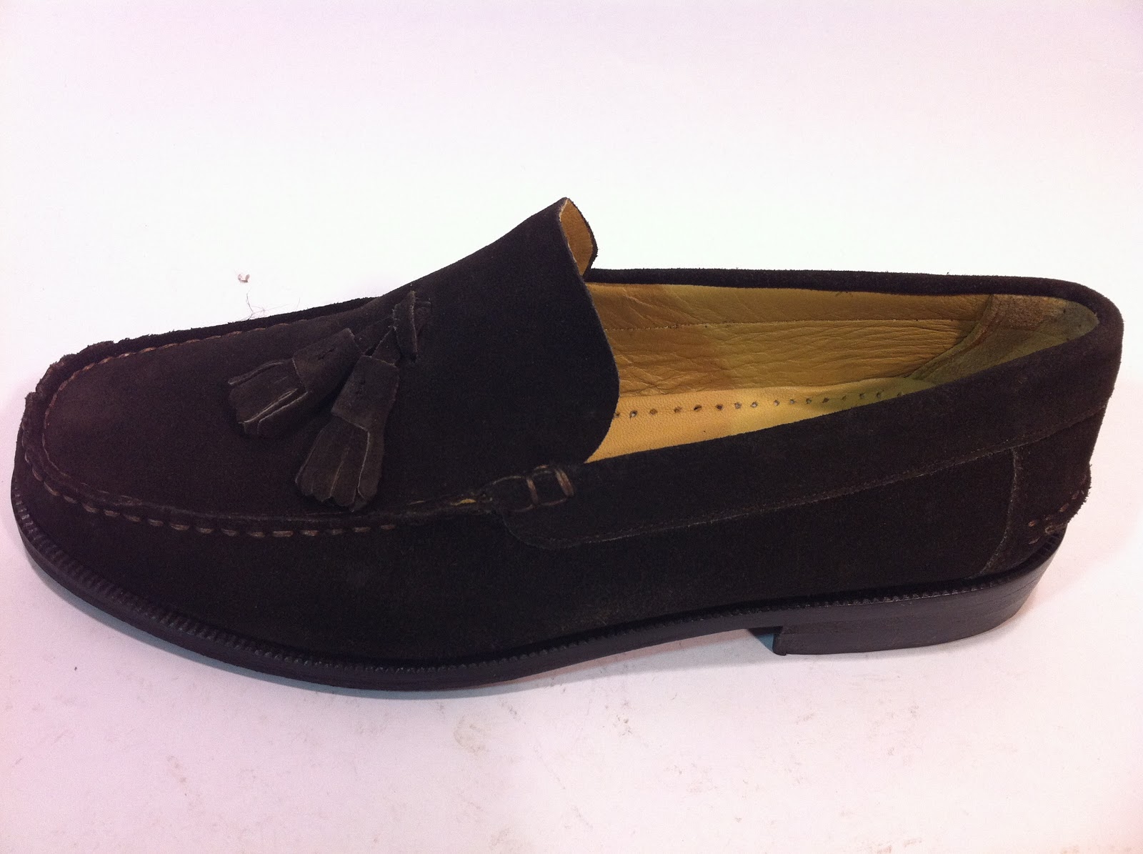 livingshoes: Zapatos clásicos de caballero