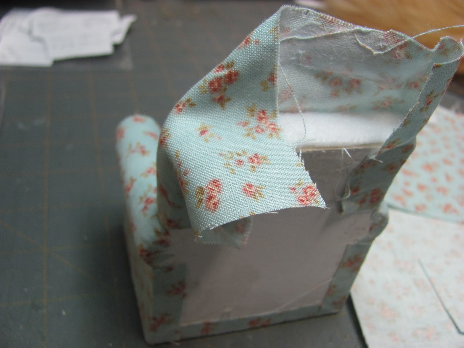 Dollhouse Miniature Furniture - Tutorials | 1 inch minis: CHAIR ...