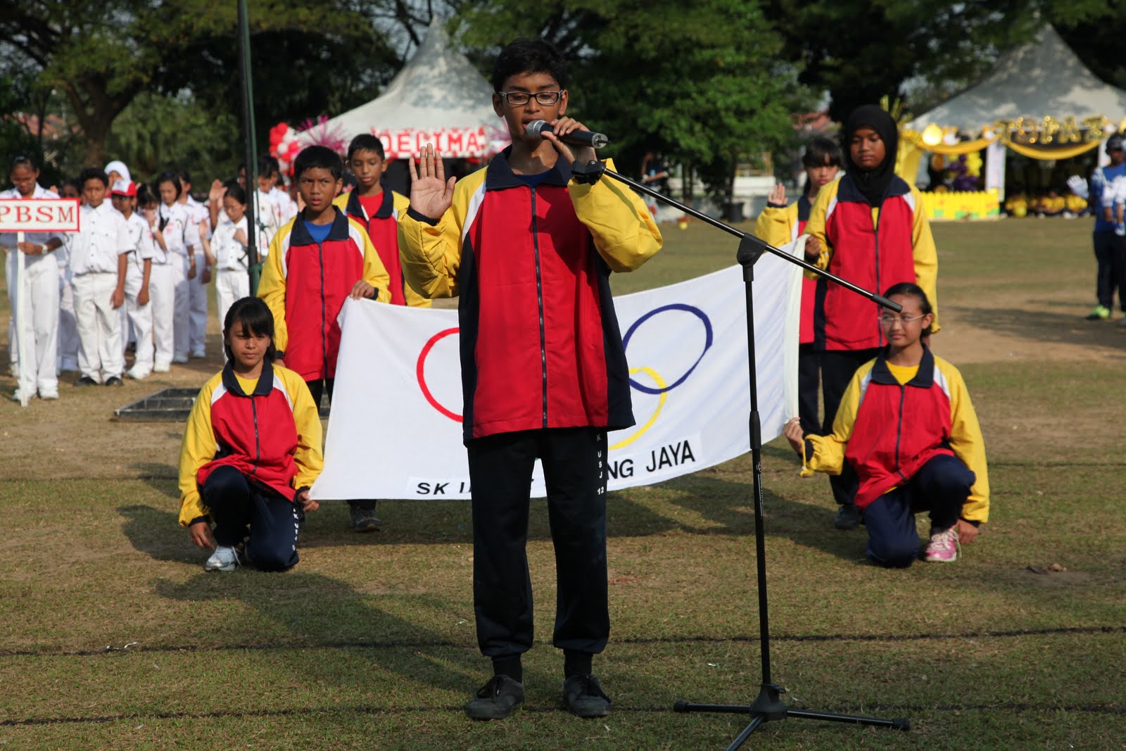 Tansang Indai Dara: SK USJ 12 2011 SPORTS DAY - 2/7/11