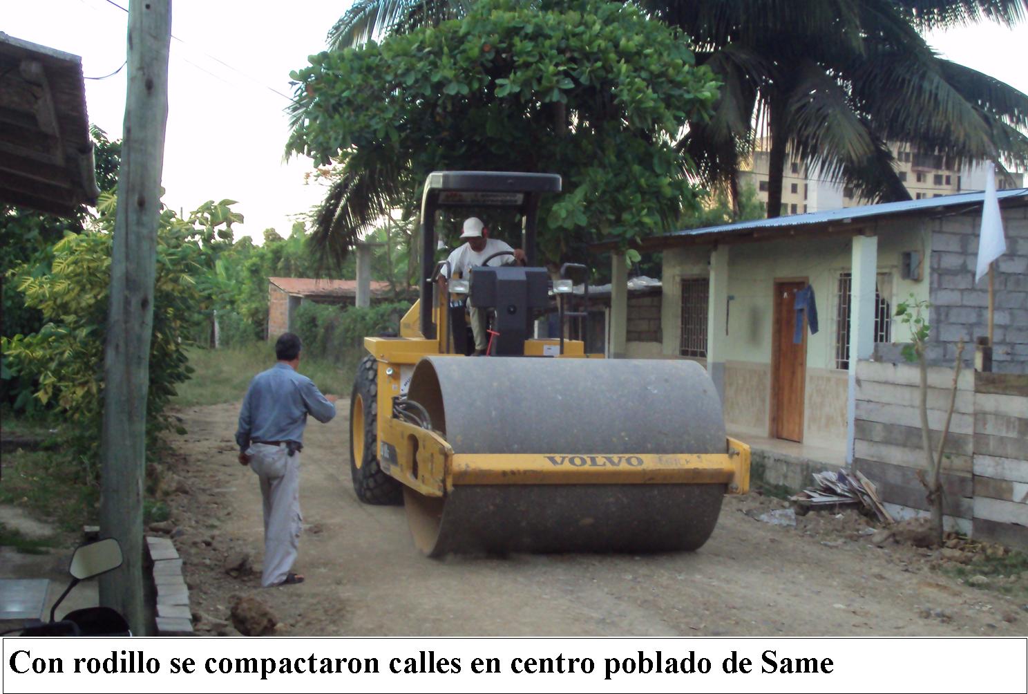 Tonchigüe al día: Compactan lastre en calles de Same.
