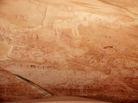 Amazing World: Amazing Rock Art Site Discovery in Egypt