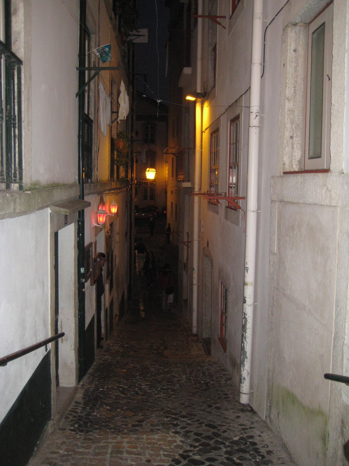 LISBOA! CAPITAL DE PORTUGAL: Pelas ruelas de Alfama