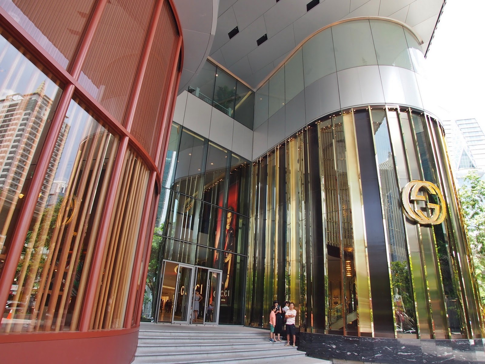 Helloneung: เดินเล่น Central Embassy ห้างสุดหรู ใจกลางกรุงเทพ